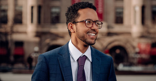 How to be a Happy Single Man in 2023 In Any Situation